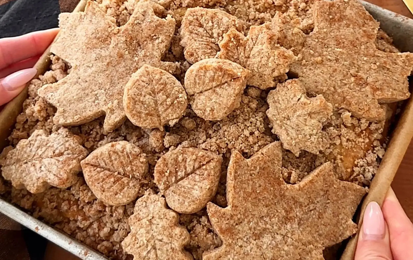 Cinnamon Crumb Cake with Buttered Rum Sauce – McCormick